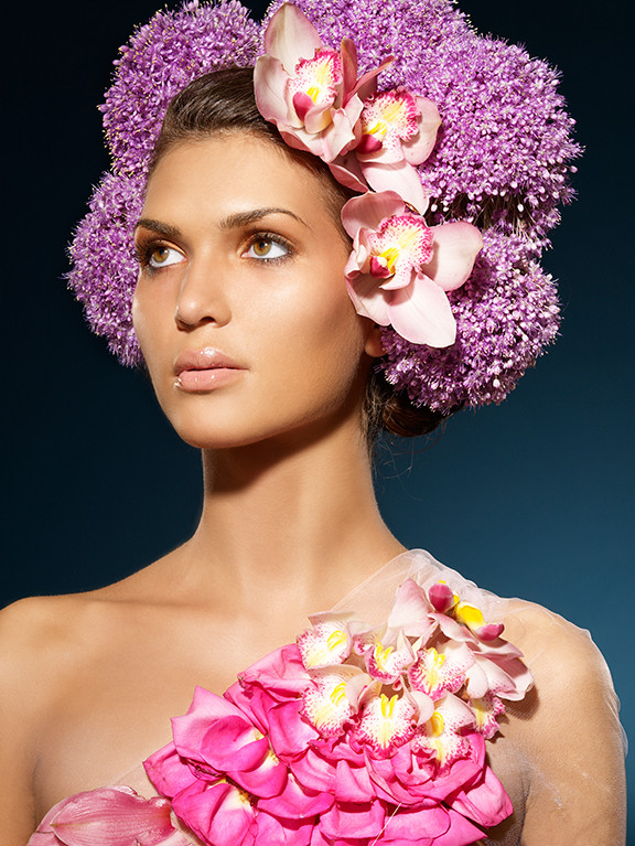 femmes avec des fleurs - Page 2